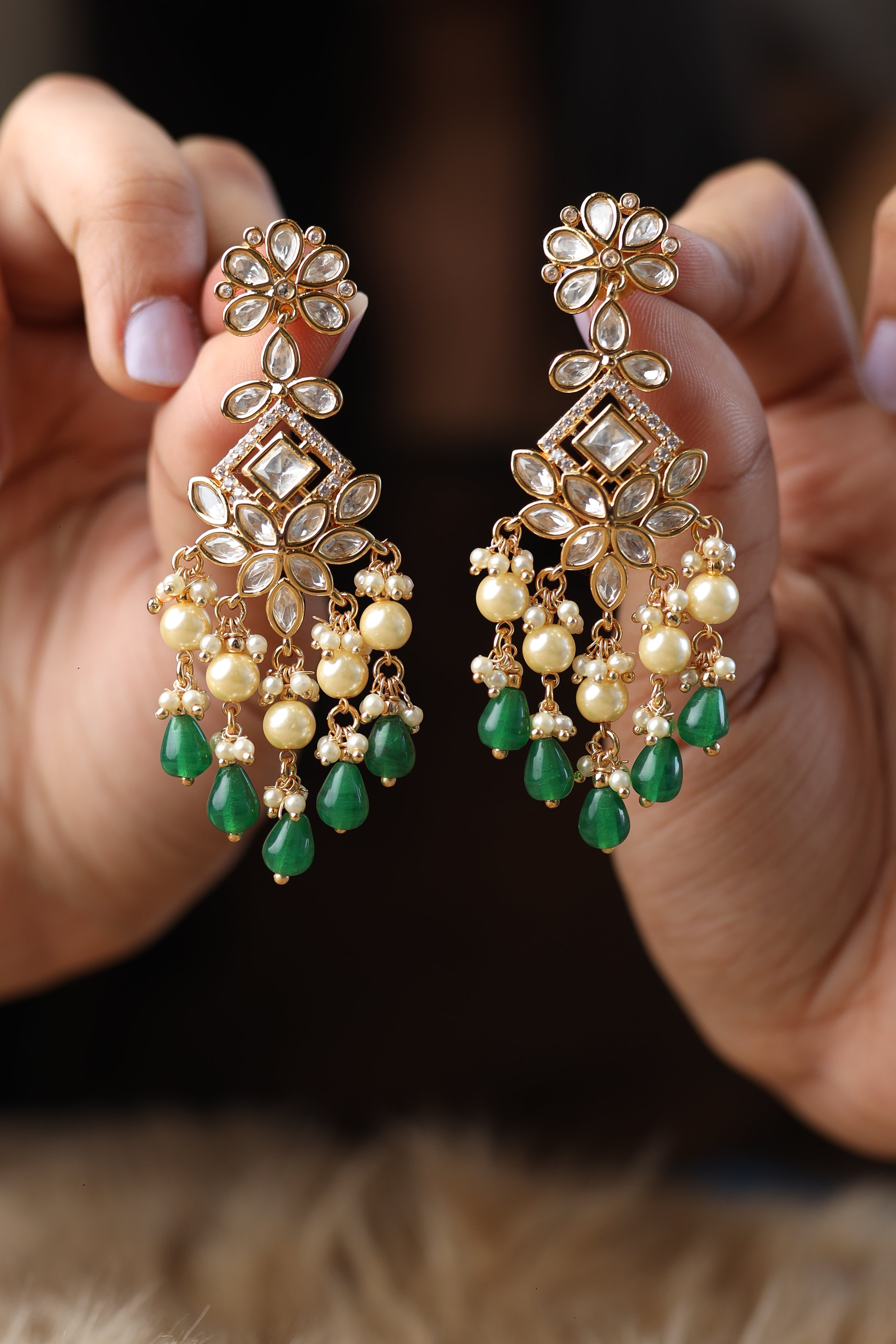 Manika Kundan Earrings - Green – Ishil