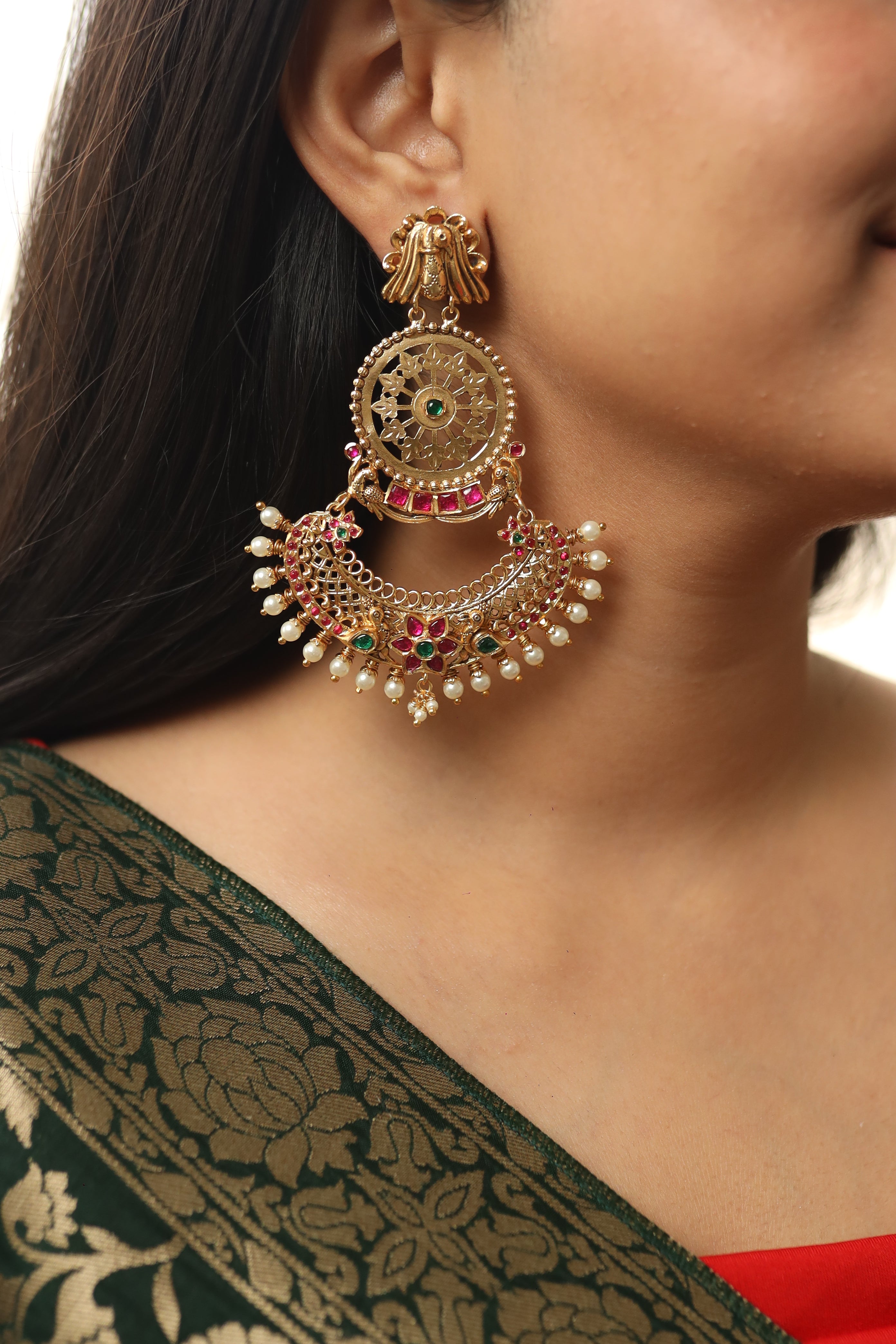 Rahi Gold Earrings – Ishil