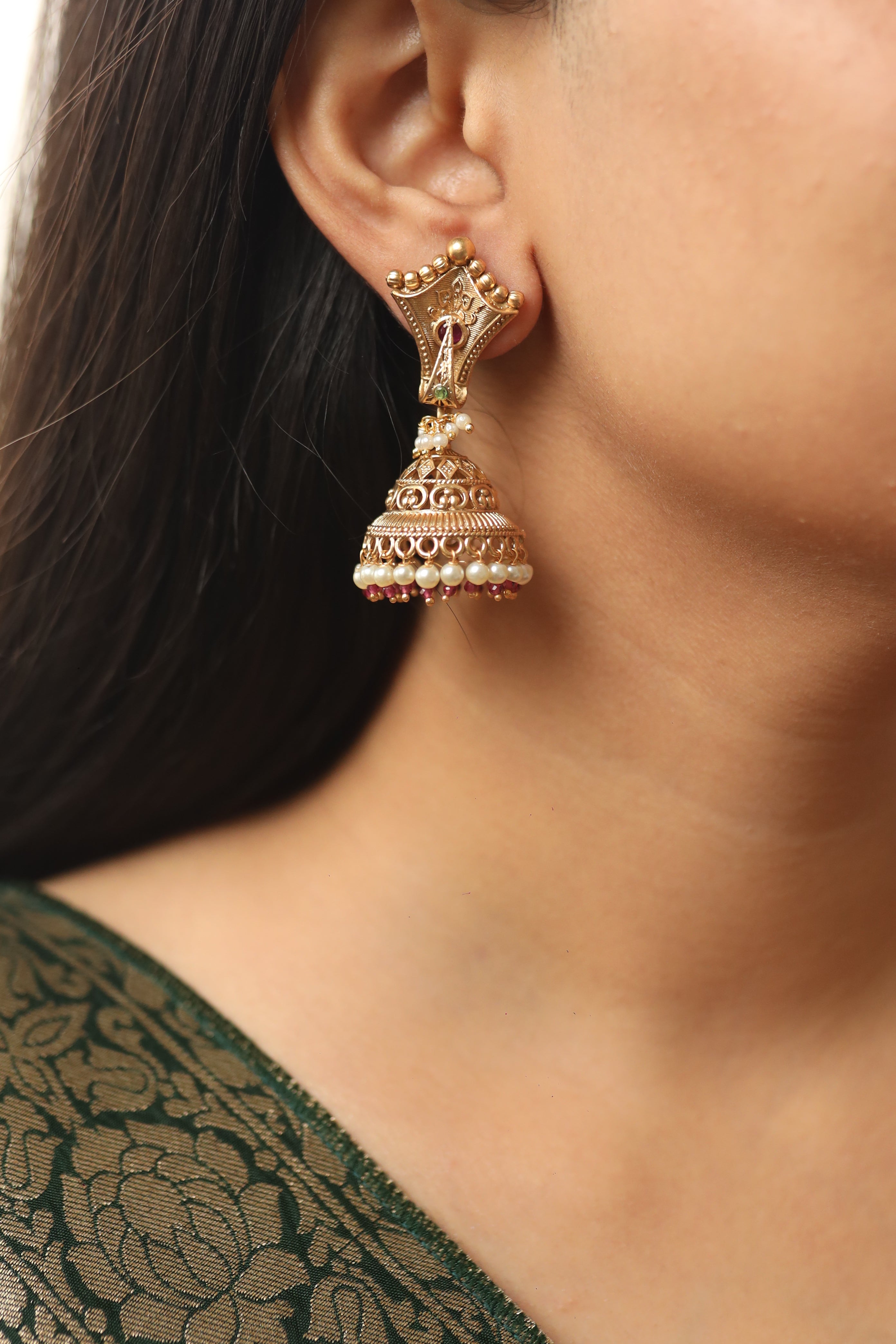 Nainika Jhumka – Ishil