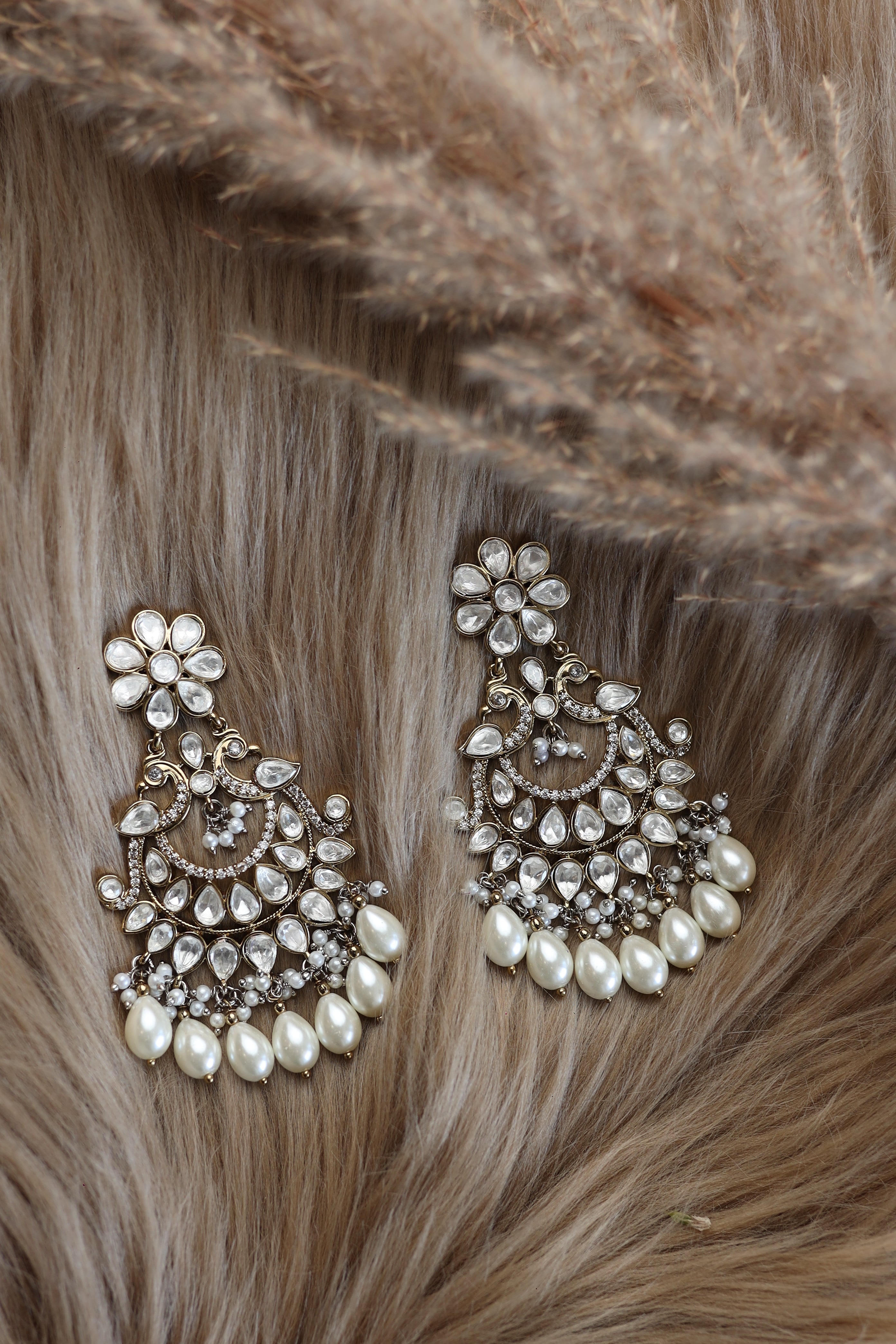 Nirali Kundan Earrings (Antique White) – Ishil